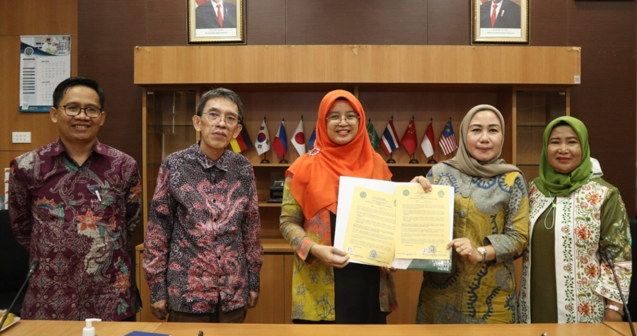 Universitas Megarezky Resmi Teken MoU dengan UHAMKA Jakarta ...